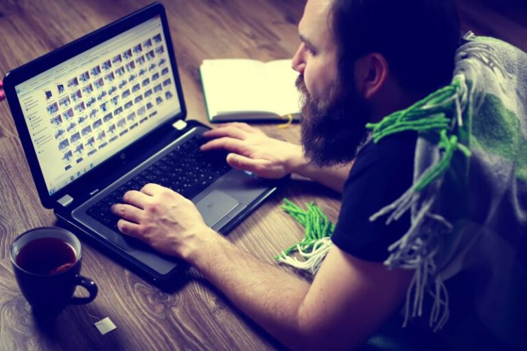 How to Web Scrape in Python || Rayobyte