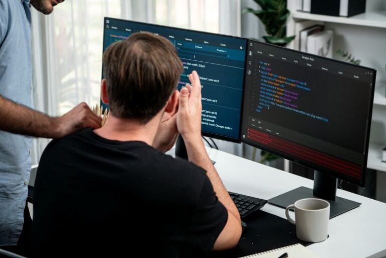 How To Do Sentiment Analysis in R || Rayobyte